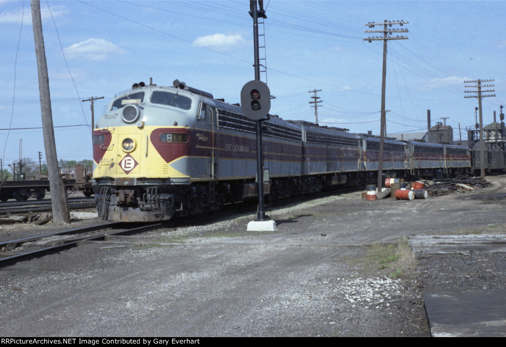 EL E8A #814 - Erie Lackawanna